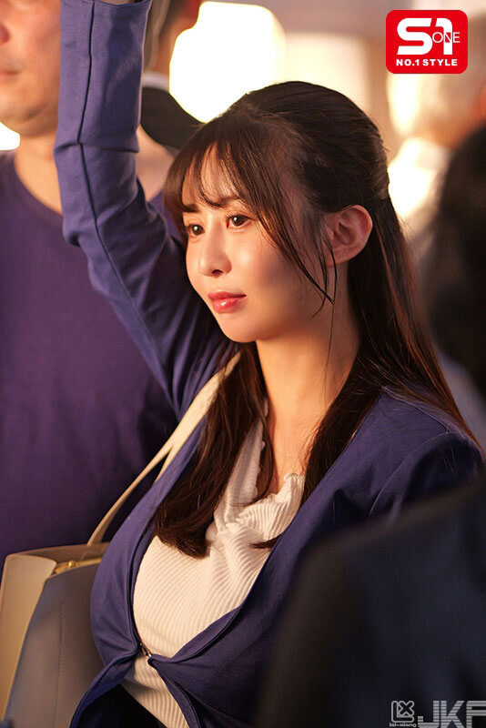 神楽ももか（神乐桃果）作品车牌SONE-647剧情介绍及高清封面剧照 | 探趣社